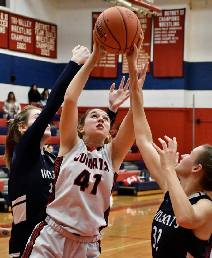 Girls basketball gallery: Mifflinburg at Juniata | News, Sports, Jobs ...